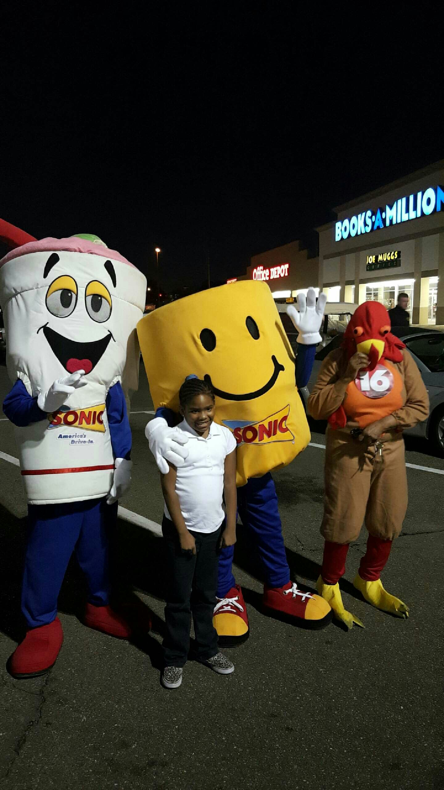 MVP Sonic Sponsors Annual Turkey Drive – McClain Sonics